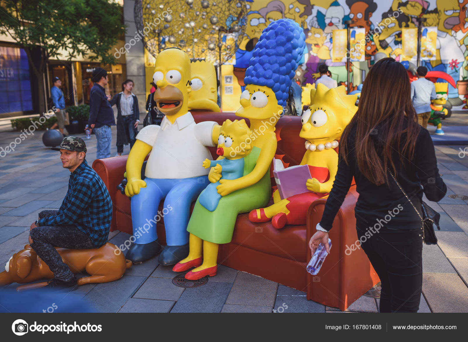 The Simpsons advertising – Stock Editorial Photo © Afotoeu #167801408