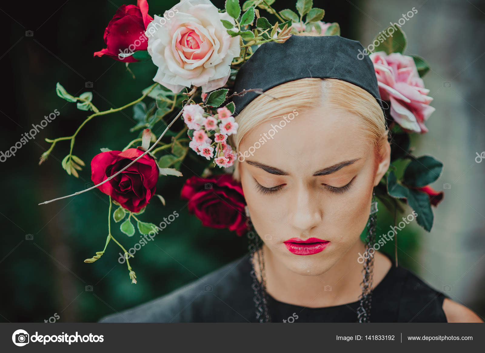 Blonde with roses on head — Stock Photo © Photo_life #141833192