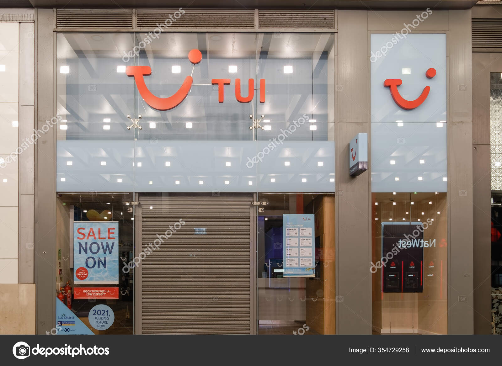 Manchester February 2020 Tui Leisure Travel Agency Closed Store ...
