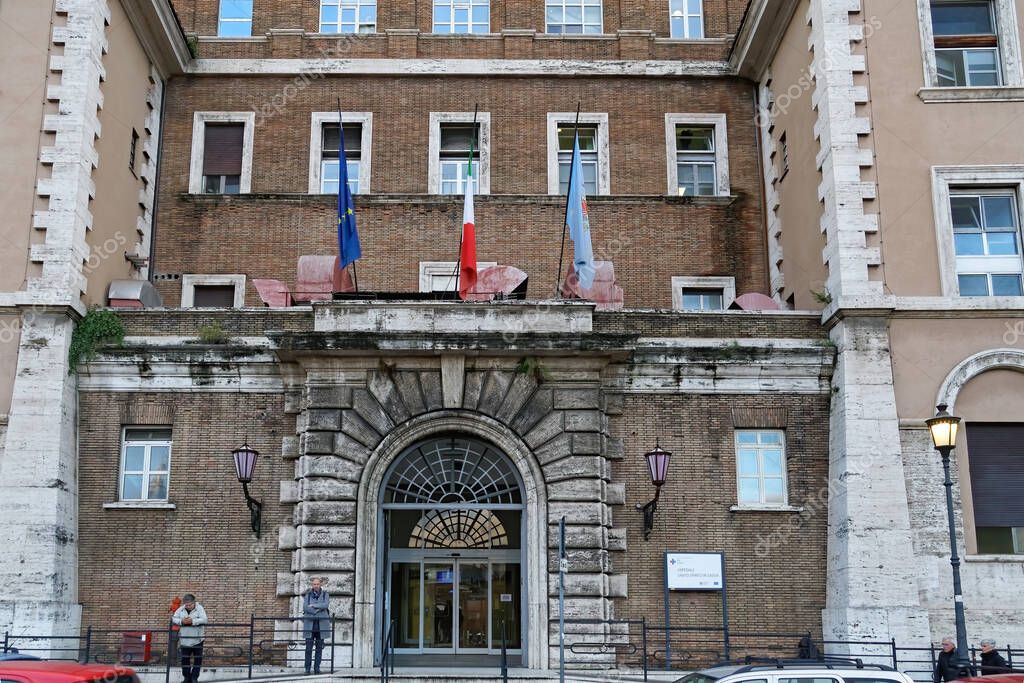 Roma, Italia - 20 de noviembre de 2020: Entrada al Hospital del Esp ...
