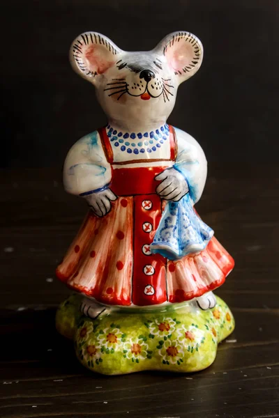 Ceramic craft figurines – Stock Editorial Photo © zacariasdamata #51257049