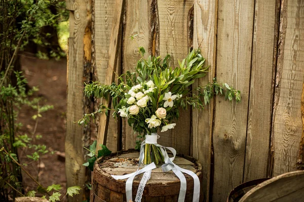 Rustic flower arrangement Stock Photos, Royalty Free Rustic flower ...