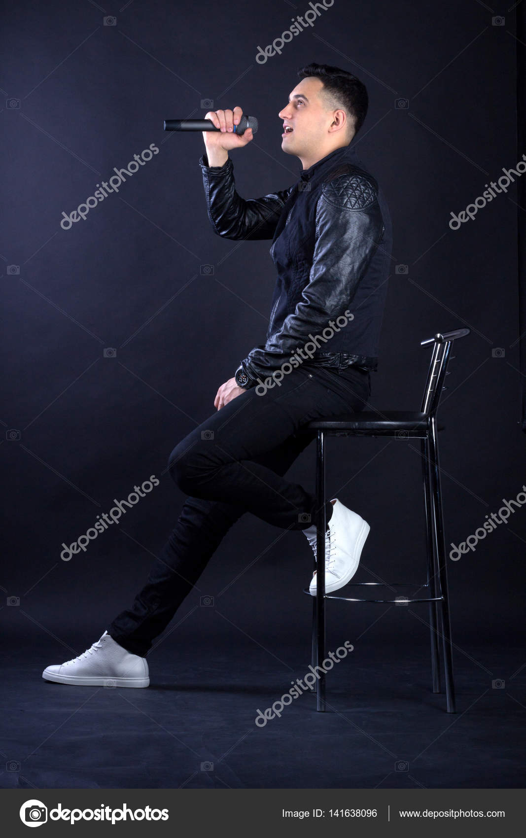 Male Singers Singing