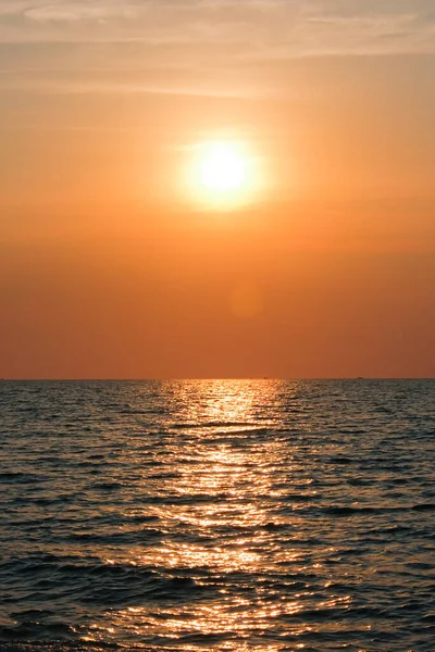 Sun ocean Stock Photos, Royalty Free Sun ocean Images | Depositphotos