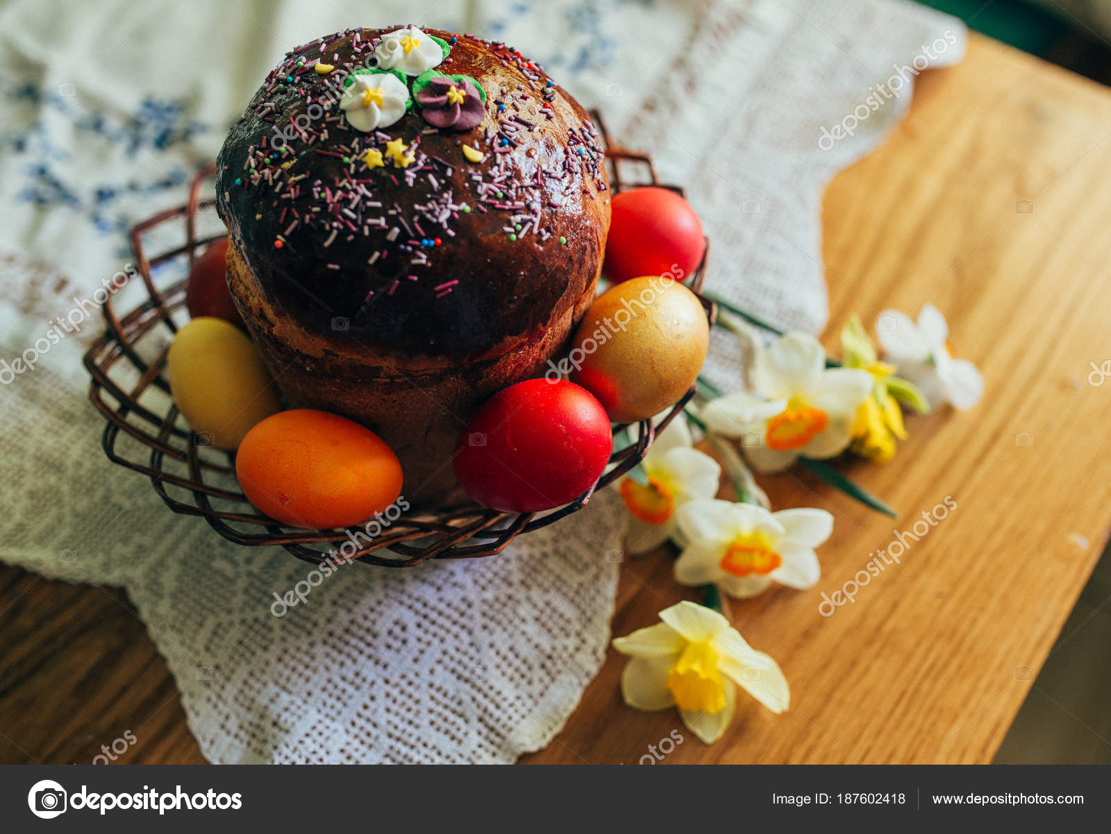 Easter Traditional Bread Also Known Kulich Paskha Colorful Eggs Table — Stock Photo © Amvorsuf ...