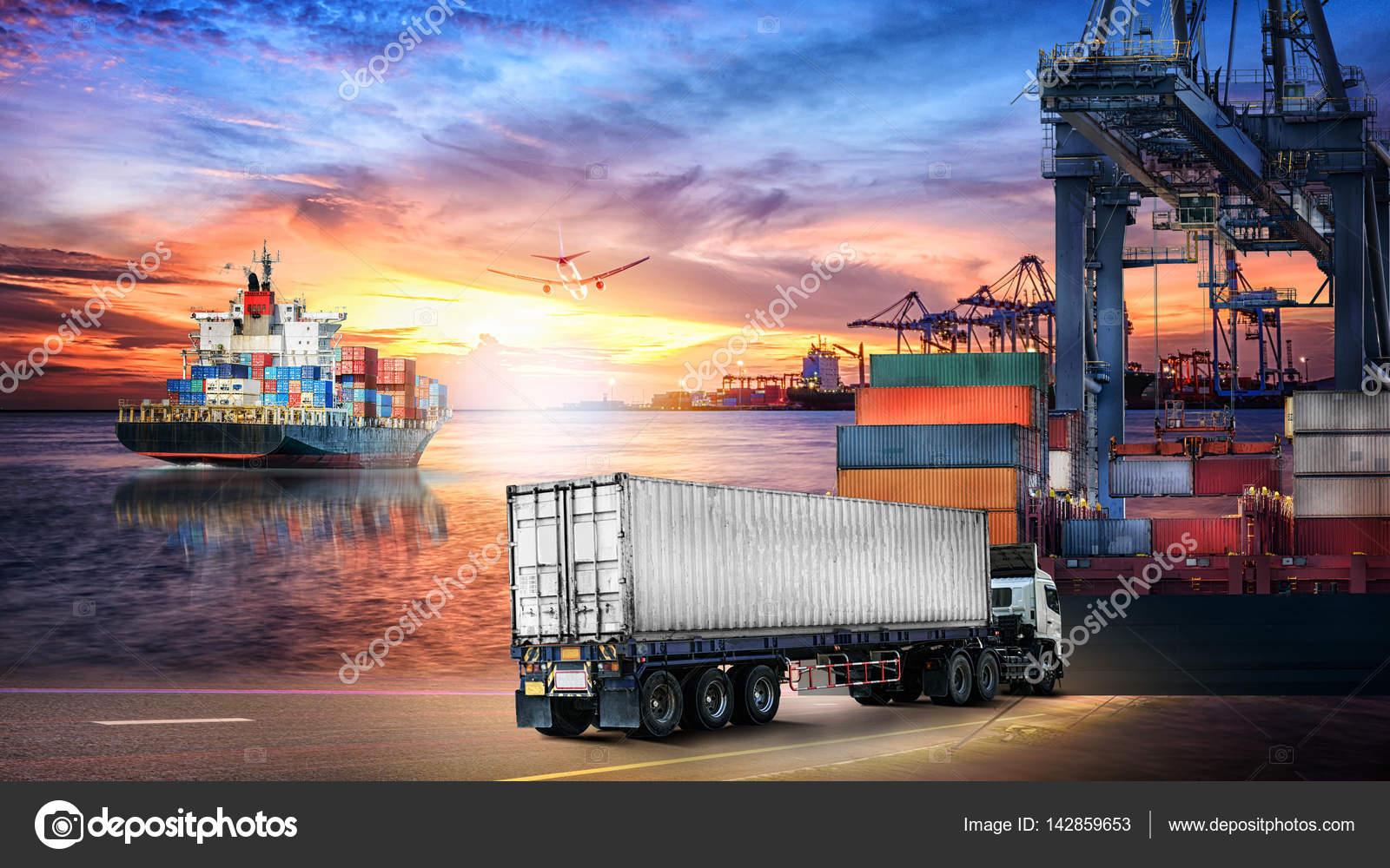 Logistik mengimpor latar belakang ekspor dan industri transportasi truk ...