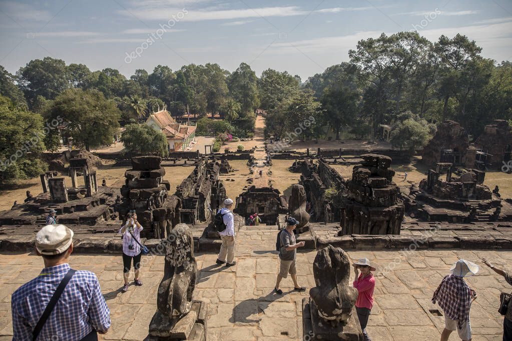 Bakong Prasat templo en Angkor Wat complejo, Siem Reap, Camboya. 2023