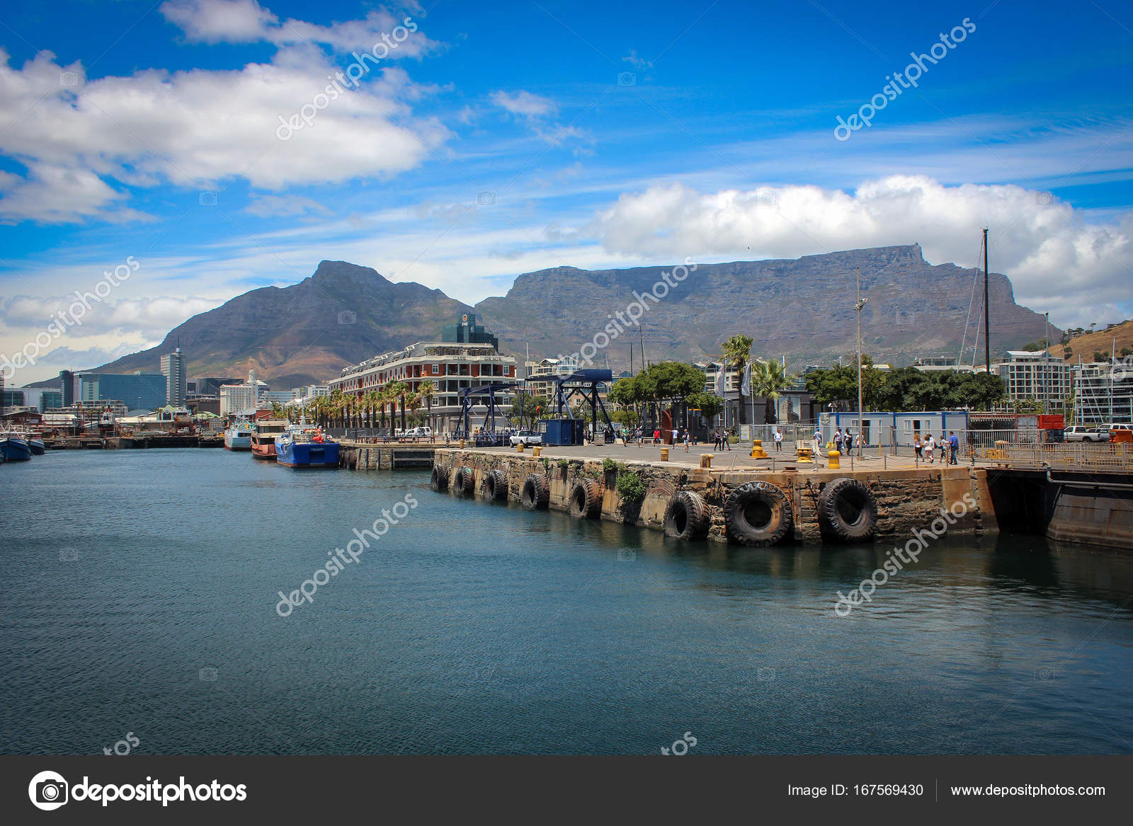 Waterfront in Cape Town, South Africa — Stock Photo © StAleksandr ...