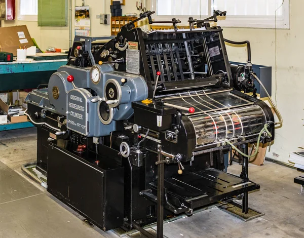 Die cutter Stock Photos, Royalty Free Die cutter Images | Depositphotos