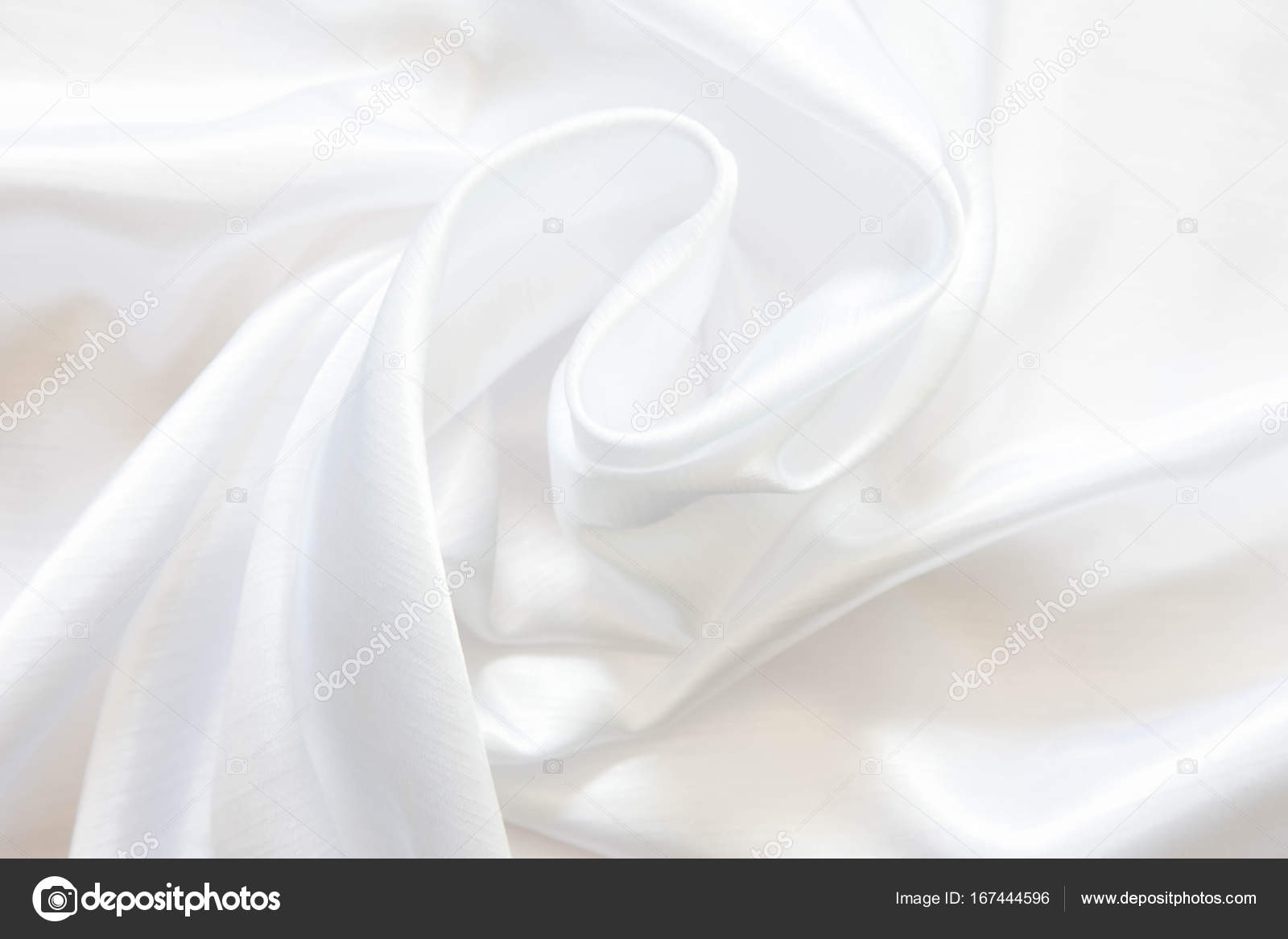 White shiny silk folded with soft folds. Matte and glossy white — Stock ...
