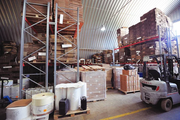 Stacker warehouse Stock Photos, Royalty Free Stacker warehouse Images ...