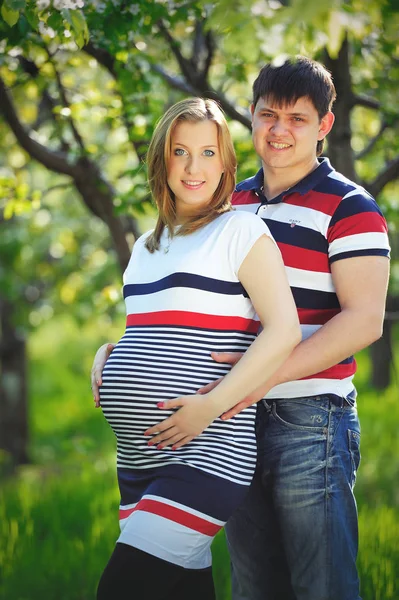 Cute pregnant couple Stock Photos, Royalty Free Cute pregnant couple ...