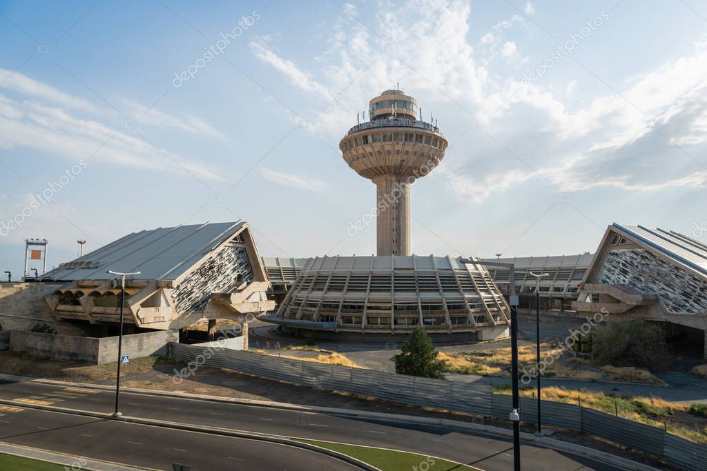 Ereván, Armenia - Julio 2019: Yerevan Zvartnots International Airport ...