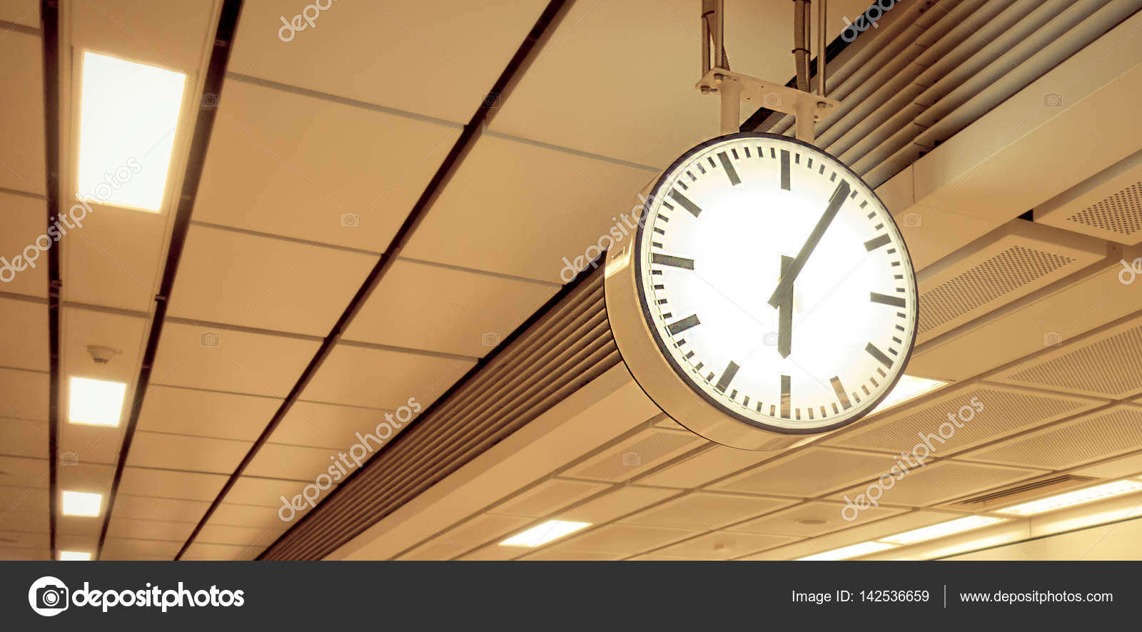 Ceiling Clock in underground subway terminal Stock Photo by ©junce11 ...