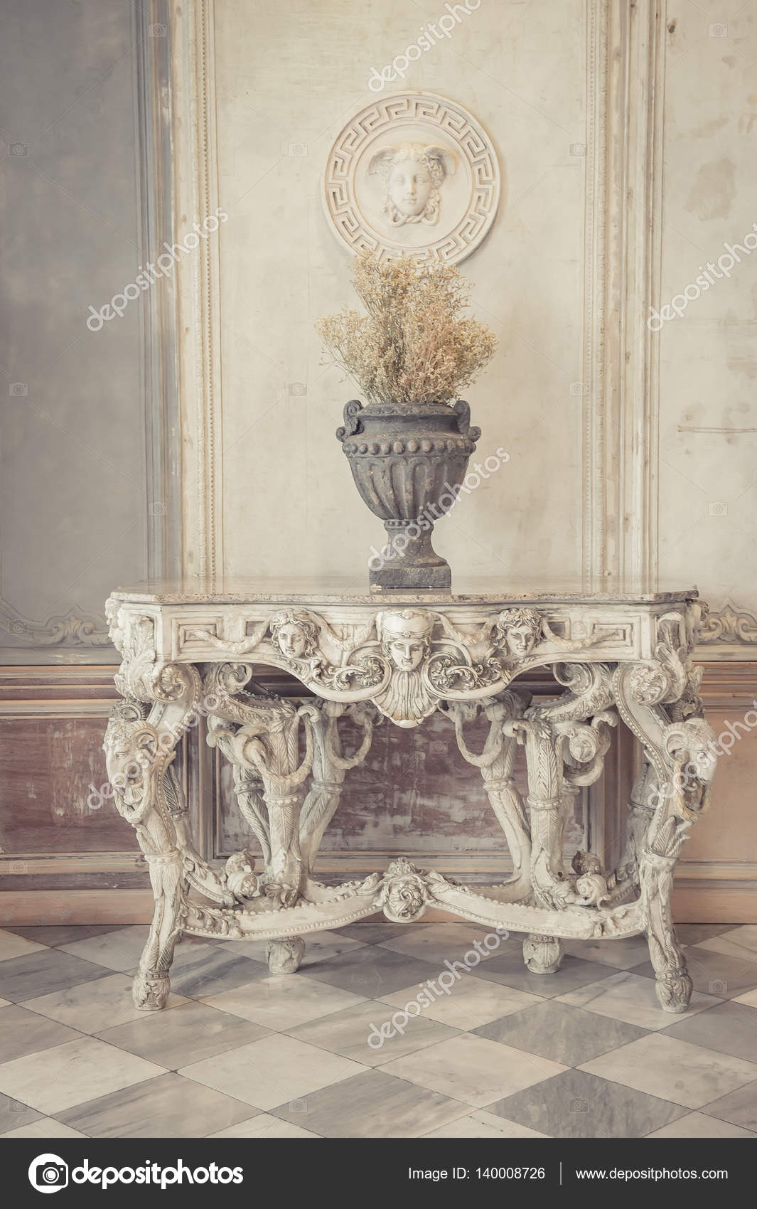Old Beautiful Antique Chair — Stock Photo © jaengpeng #140008726