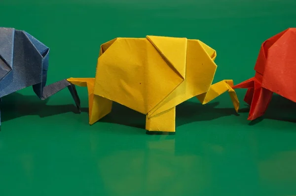 Modeli origami Stock Photos, Royalty Free Modeli origami Images ...