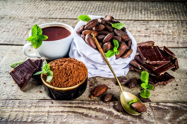 Different types of cocoa Stock Photo by ©unixx.0.gmail.com 328385978