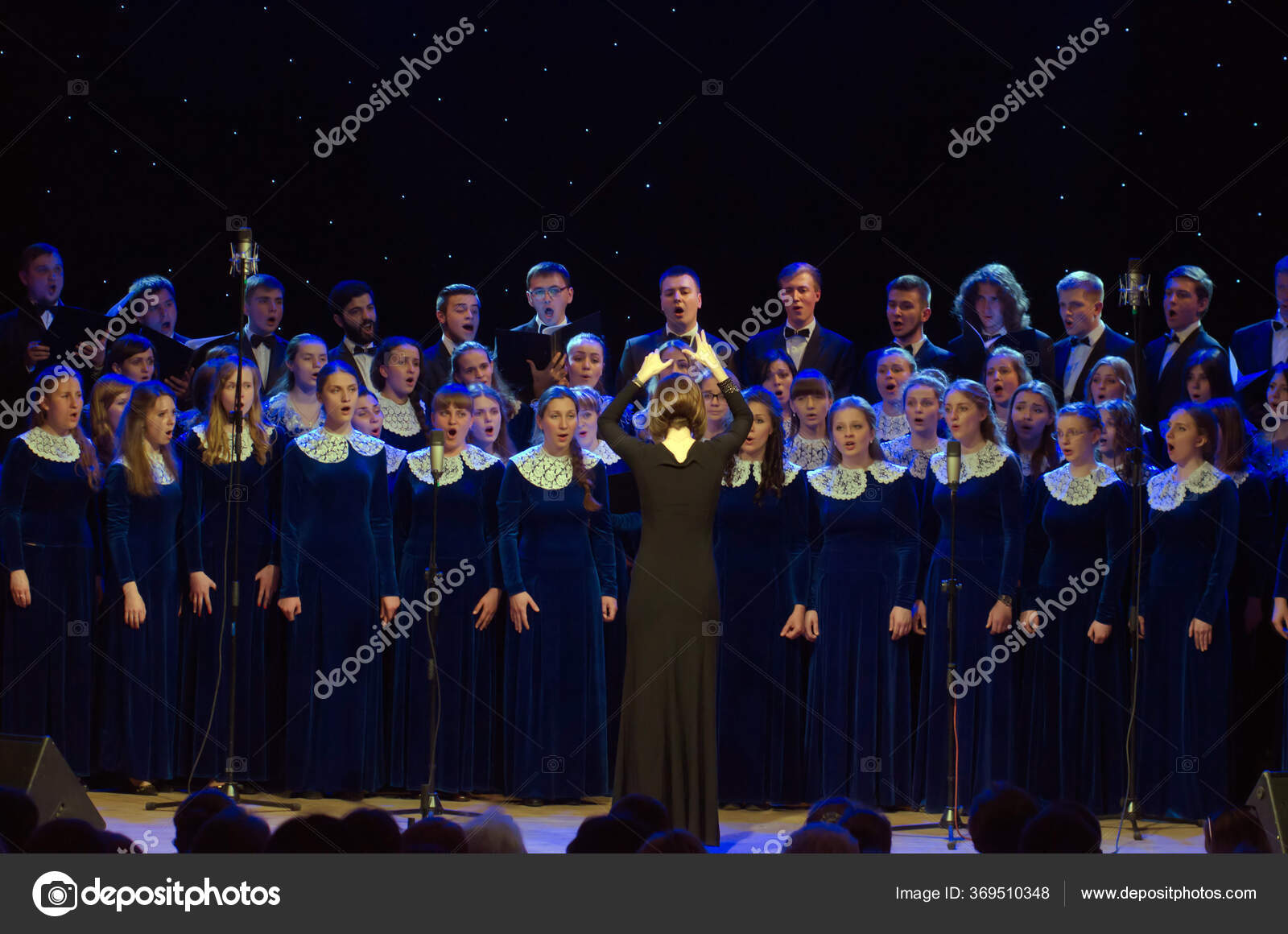 Dnipropetrovsk Ukraine May Members Conservatory Choir Perform Philharmonic May 2015 — Stock ...