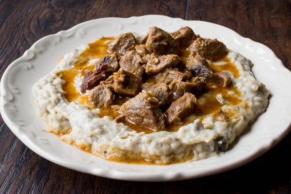 Turkish Food Hunkar Begendi made with Eggplant and Meat. — Stock Photo ...