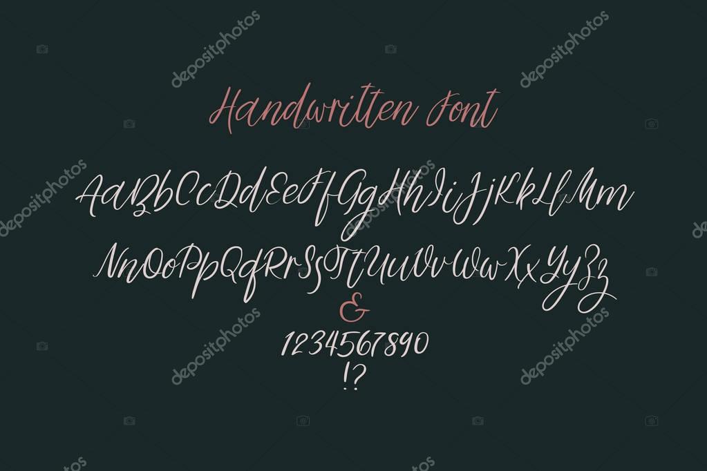 Alfabeto caligráfico. Cartas de pincel manuscritas. Números mayúsculas ...