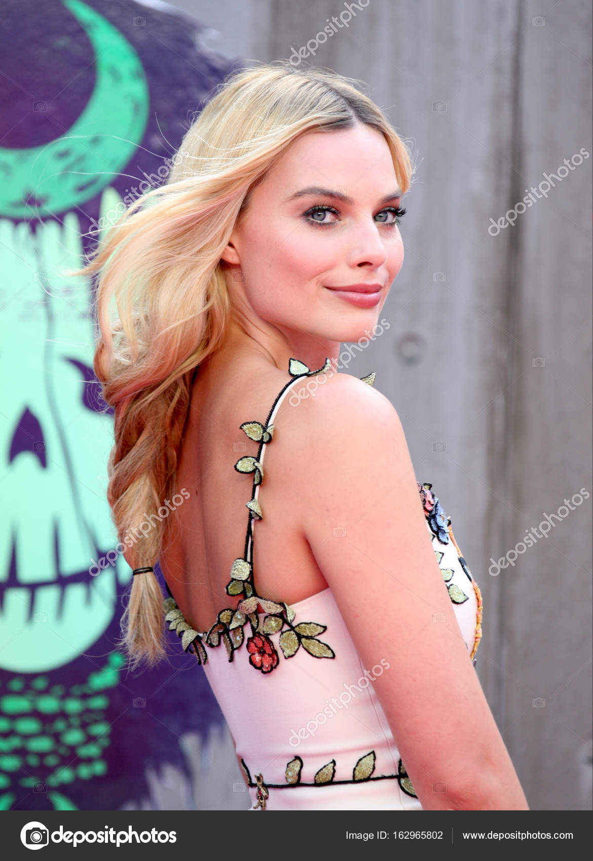 Actress Margot Robbie – Stock Editorial Photo © Twocoms #162965802