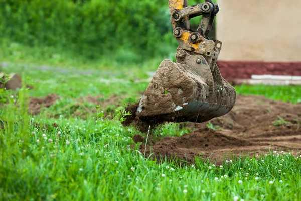 Digging yard Stock Photos, Royalty Free Digging yard Images | Depositphotos
