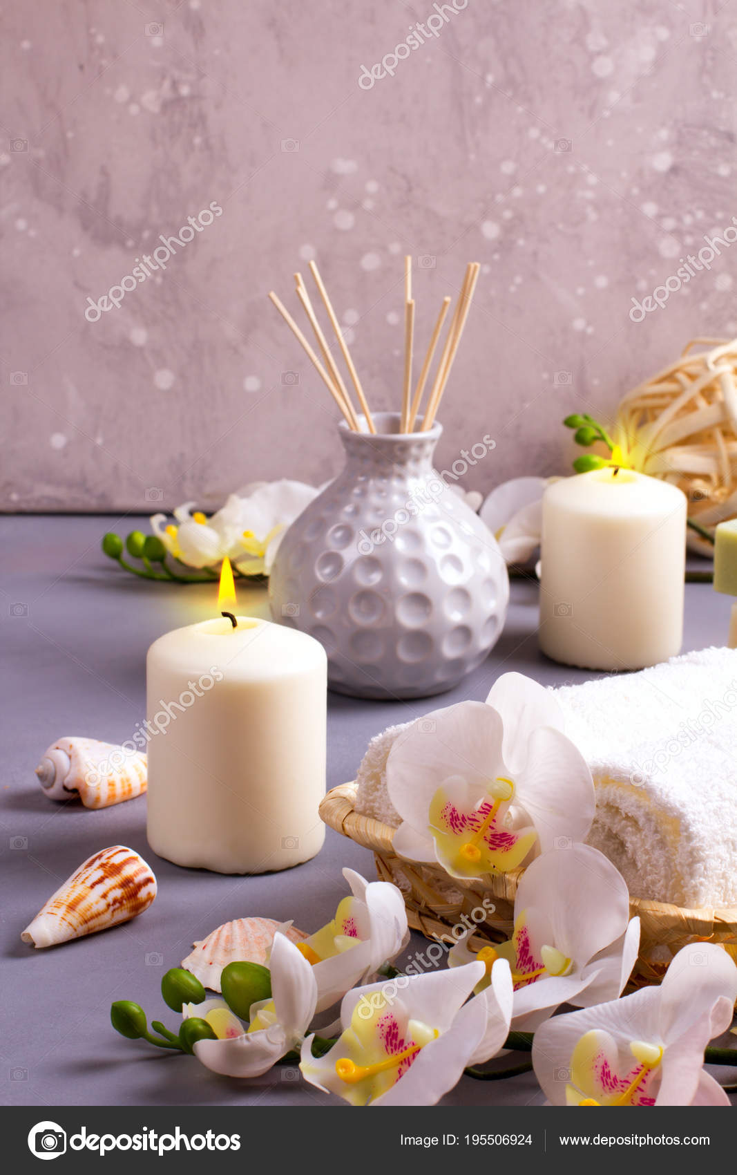 Spa setting therapy with flowers Stock Photo by ©wings2016 195506924