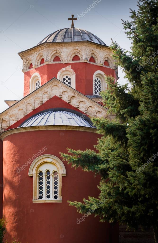 Monasterio ortodoxo serbio de Zica construido en el siglo XIII, Serbia ...