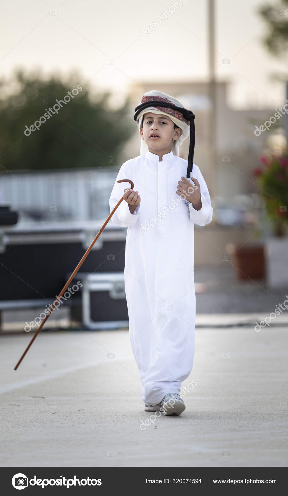 Traditional Uae Clothing