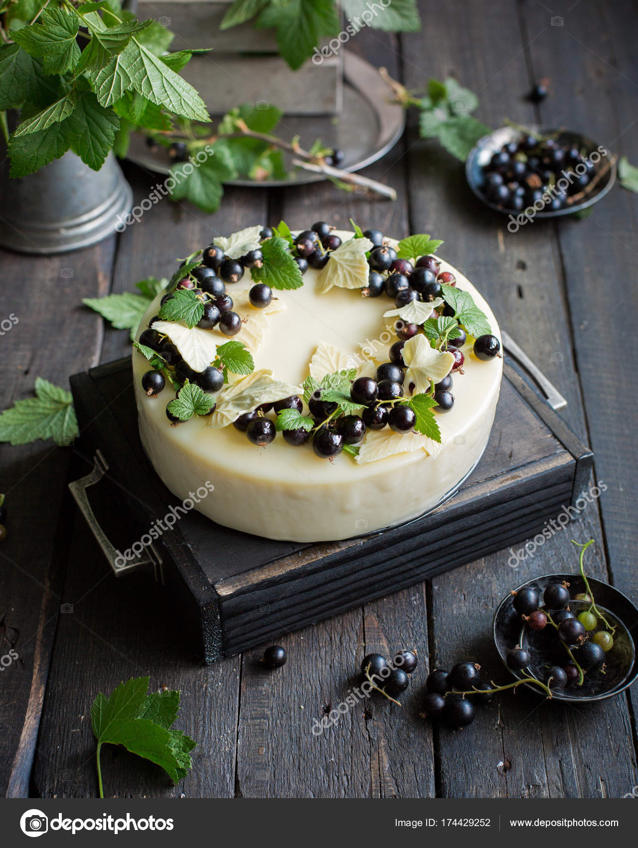 Modern mousse cake — Stock Photo © anna_tukhfatullina #174429252