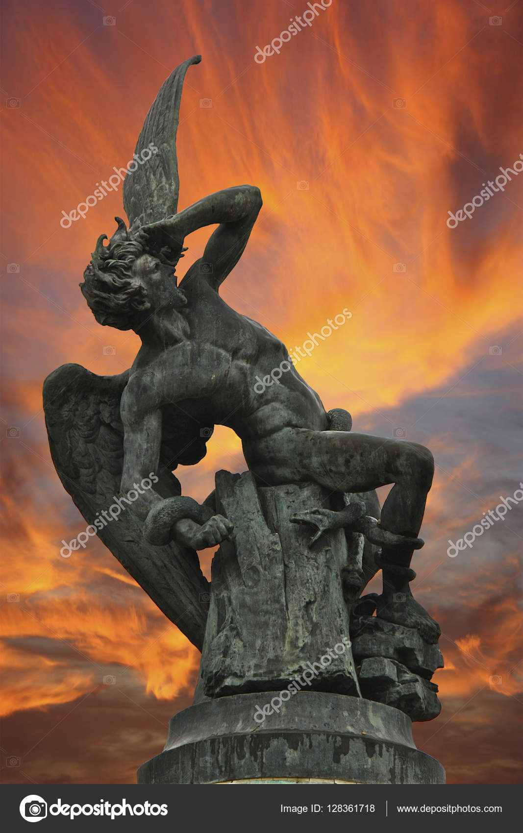 Fallen Angel Lucifer Statue