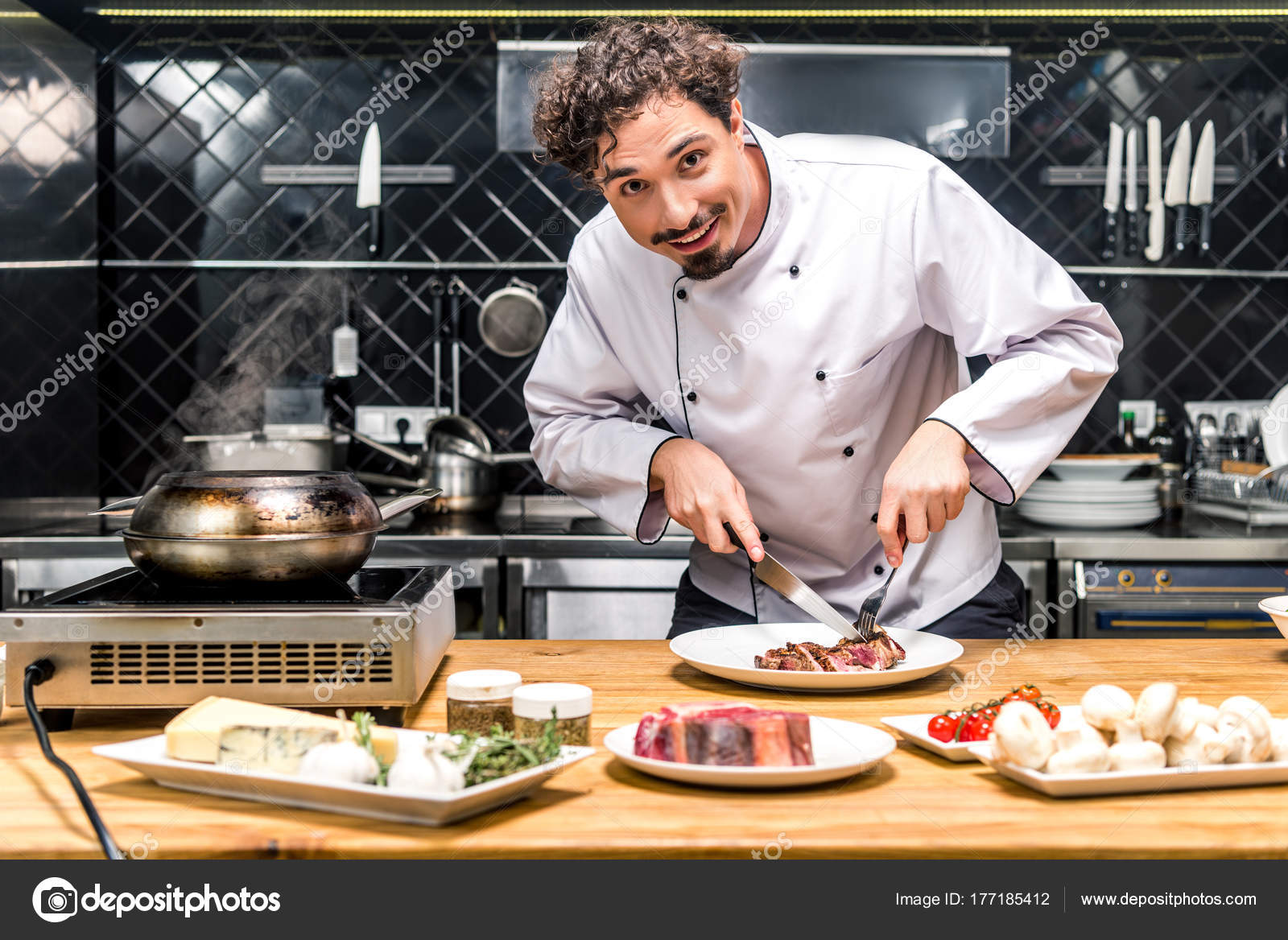 Smiling Chef Cutting Fried Meat Knife Fork — Stock Photo © DmitryPoch ...