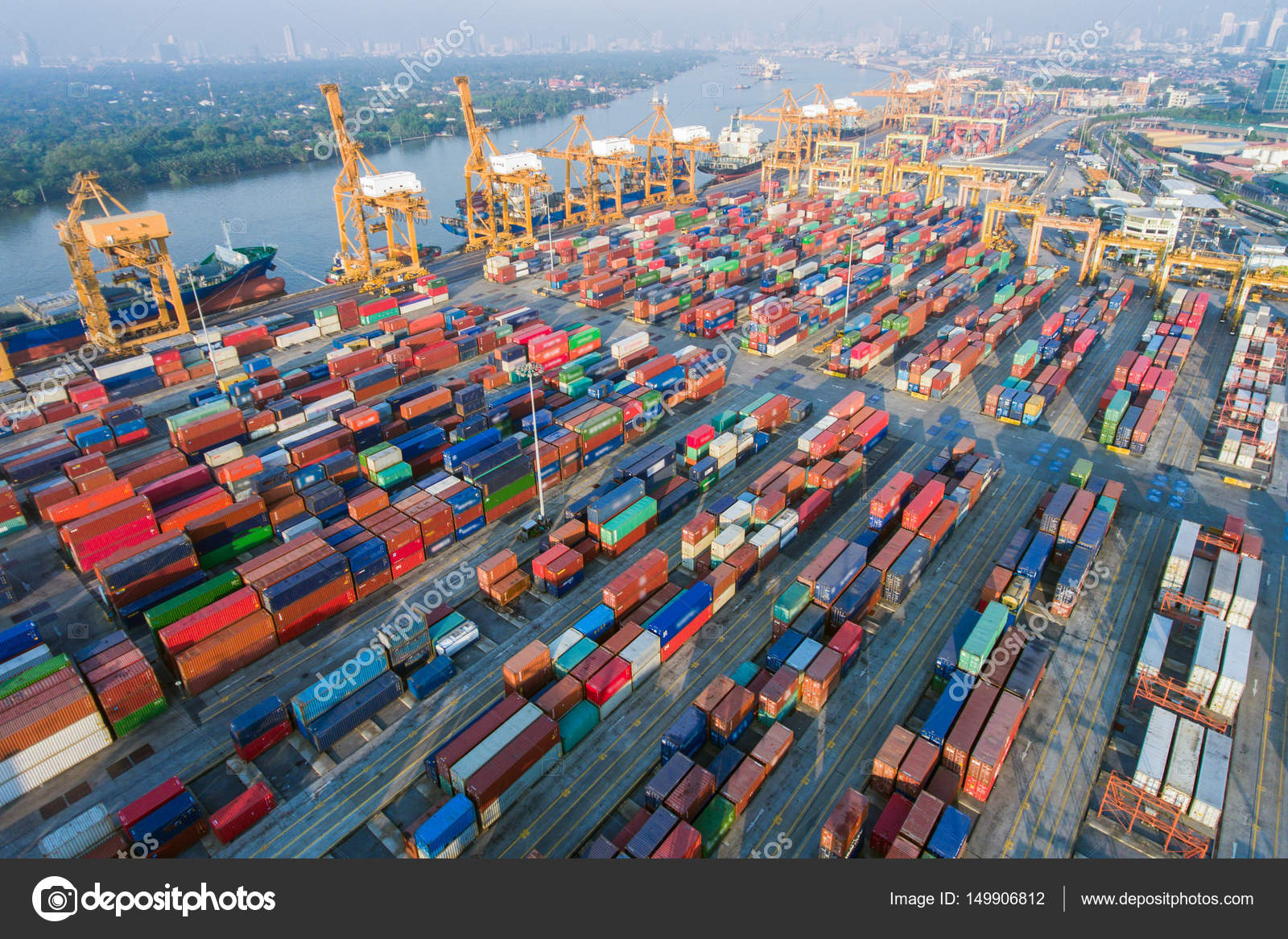 Container Yard - HooDoo Wallpaper
