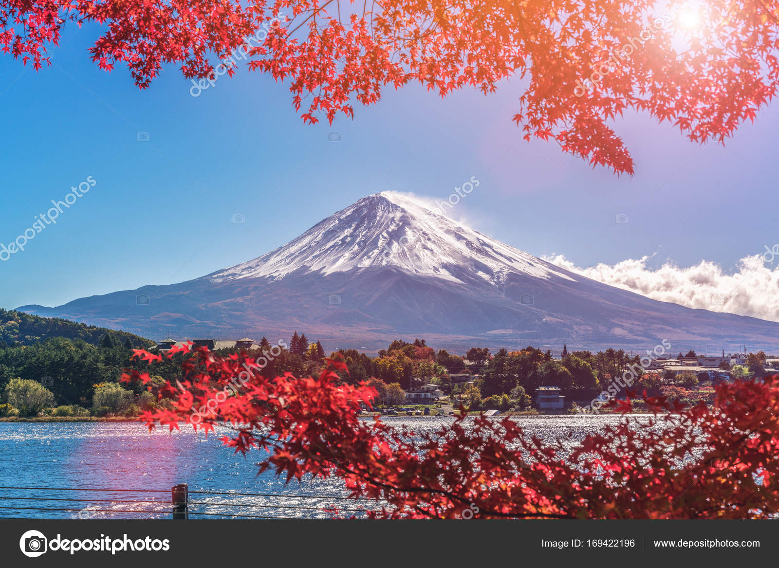 Mount Fuji in Autumn Color, Japan — Stock Photo © BiancoBlue #169422196