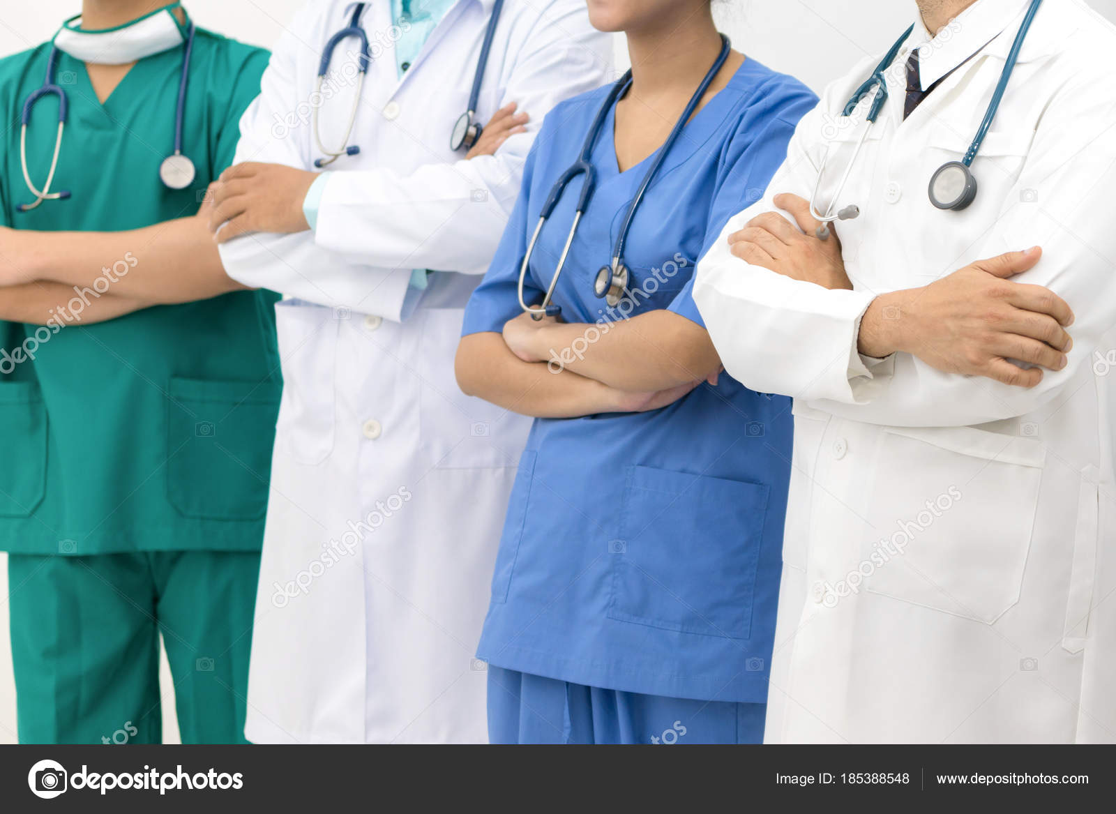 Medical people - doctors, nurse and surgeon. — Stock Photo © BiancoBlue ...